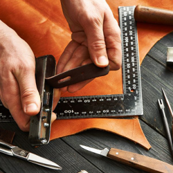 Leather Bag Manufacturing Process - A Guide - Elite Leather