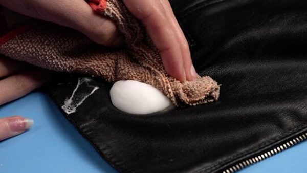 How To Get Gum Out Of Leather