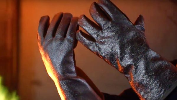 All About Fire Resistant PPE - A Guide to Heat-Resistant Gloves - Elite ...